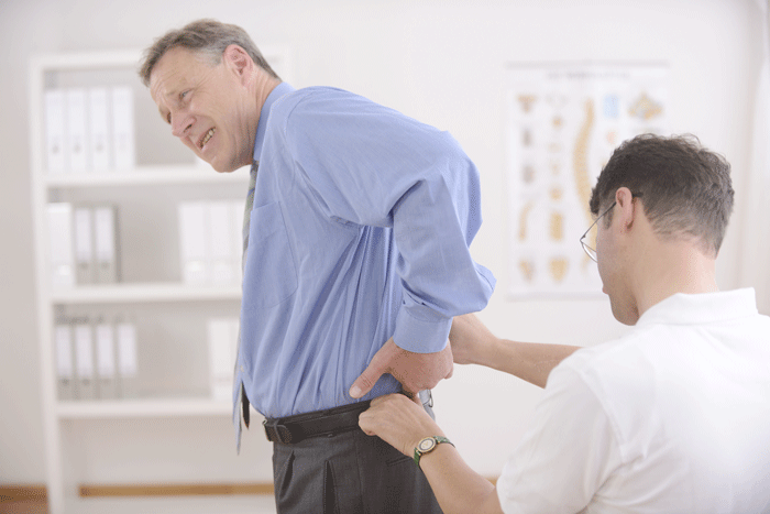 Back Pain Doctor in Cincinnati, OH | Spine and Wellness Cincinnati